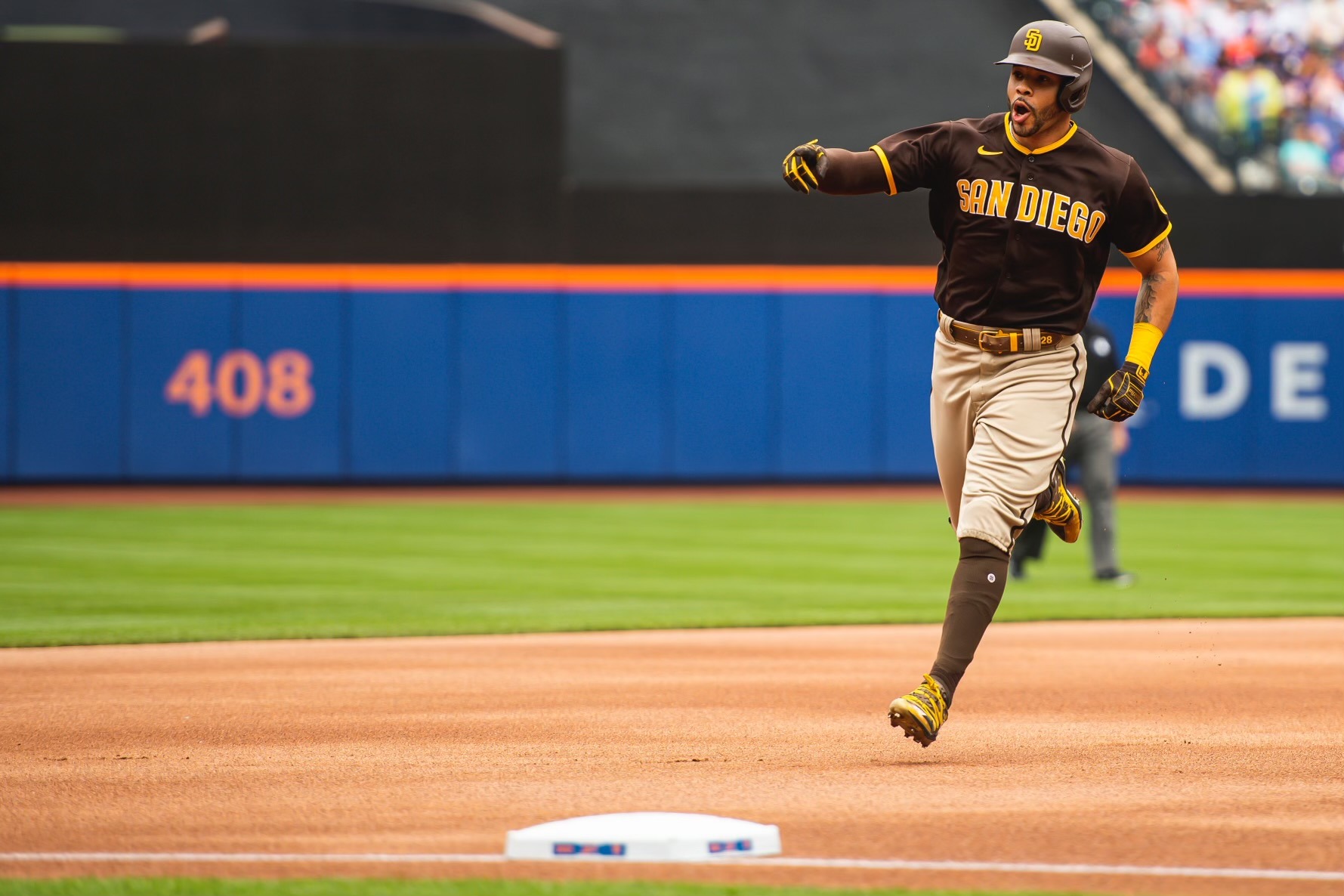San Diego Padres' Tommy Pham Talks Keratoconus - ReVision Optometry